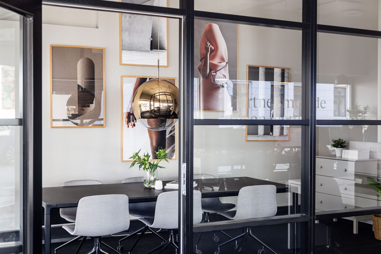 Schala &Partners, Administrasjon